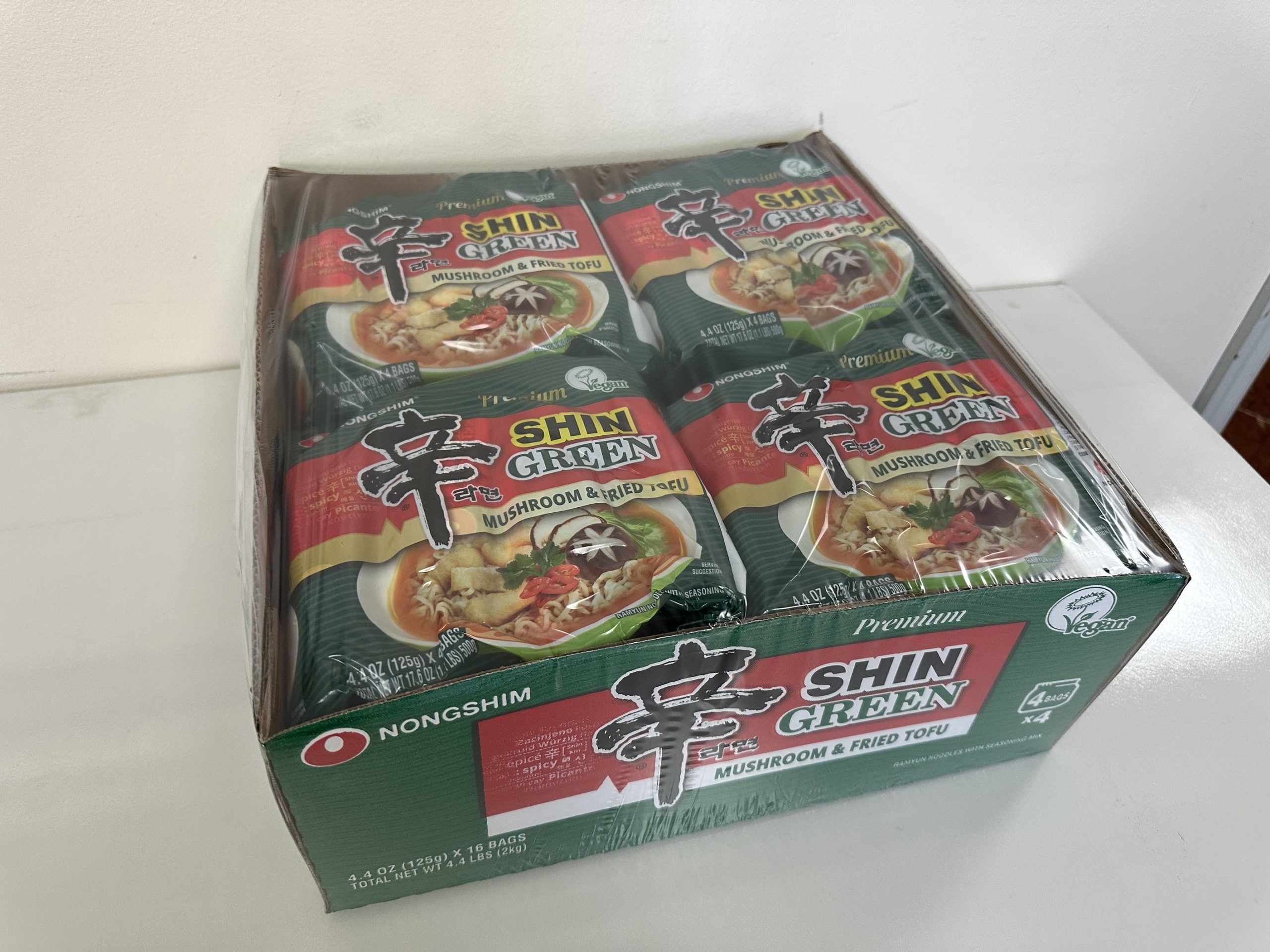 33240007 Shin Ramyun Green Mushroom&Fried Tofu – 龍勝行 | Strong America Ltd